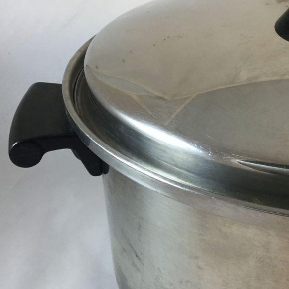 Colonial | Kitchen | Vintage Colonial 5 Qt 3 Ply Stainless Steel Pot ...
